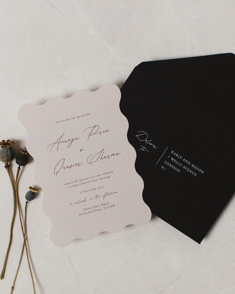 Scalloped Edge - PaperGrace