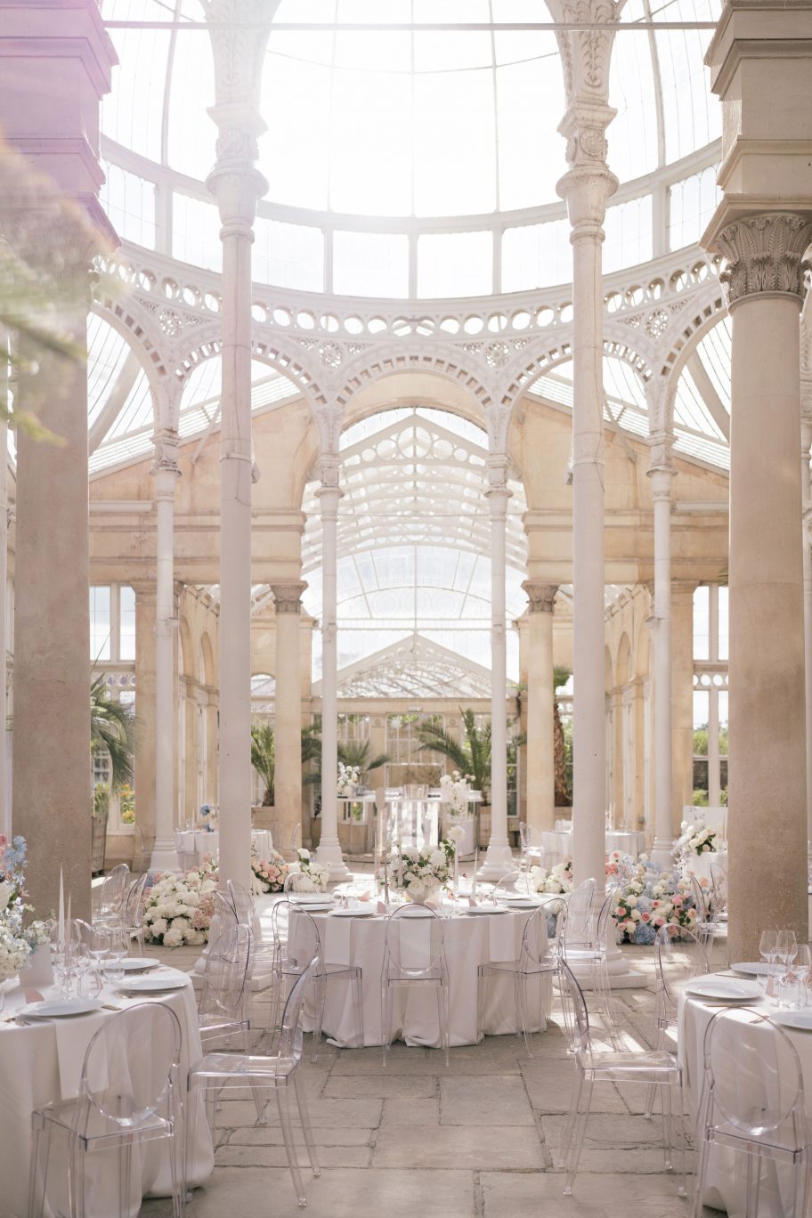 A Timeless Summer Wedding at Syon House: Chic, Minimalist, and Modern ...